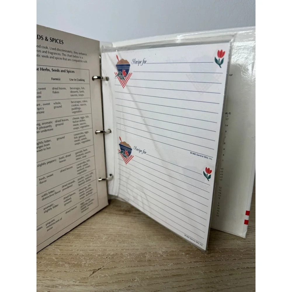 Betty Crocker | Kitchen | Vintage Betty Crocker Recipe Binder 3 Ring ...